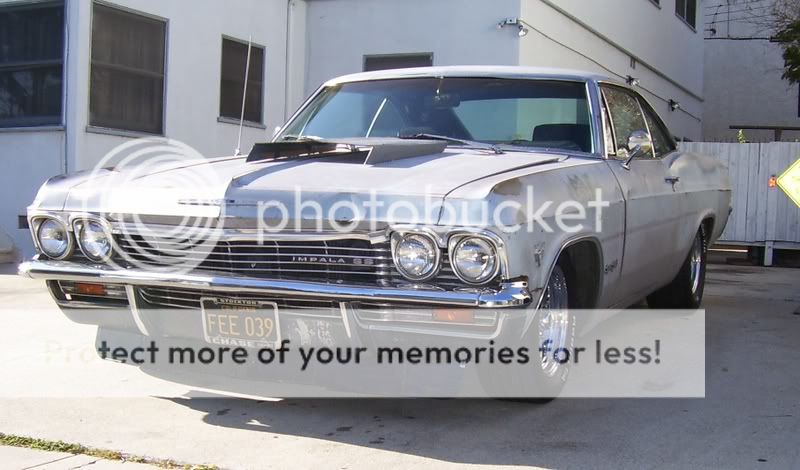 Rebeldryver's '65 Impala SS Black Betty