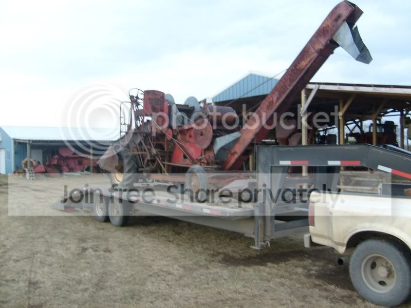 Pics-Heres My Massey Harris SP 2 Row Corn Picker | Yesterday's Tractors ...