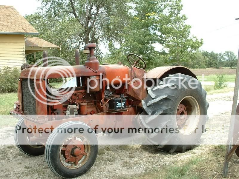 Picture-Friends WK-40 McCormick With Big Tires And Big Engine ...