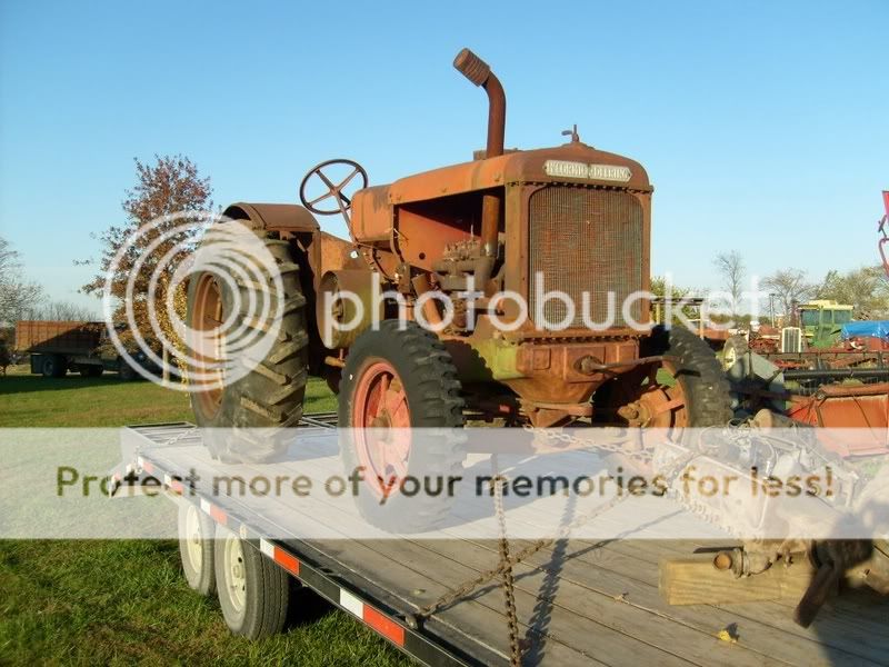 Pictures-Hauled Home WK-40 McCormick #4462 Yesterday - Technical IH ...